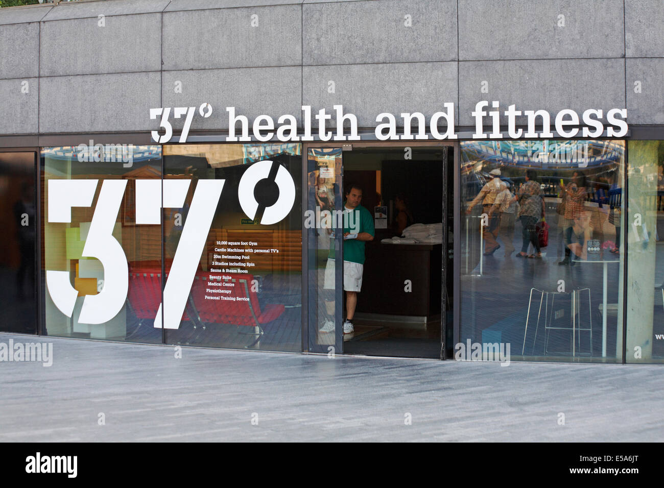 Of 37 degrees hi-res stock photography and images - Alamy