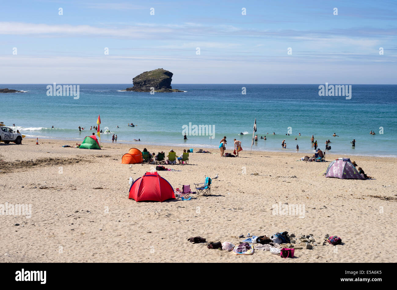 Portreath sandy beach and Gull Rock in Cornwall England Stock Photo - Alamy