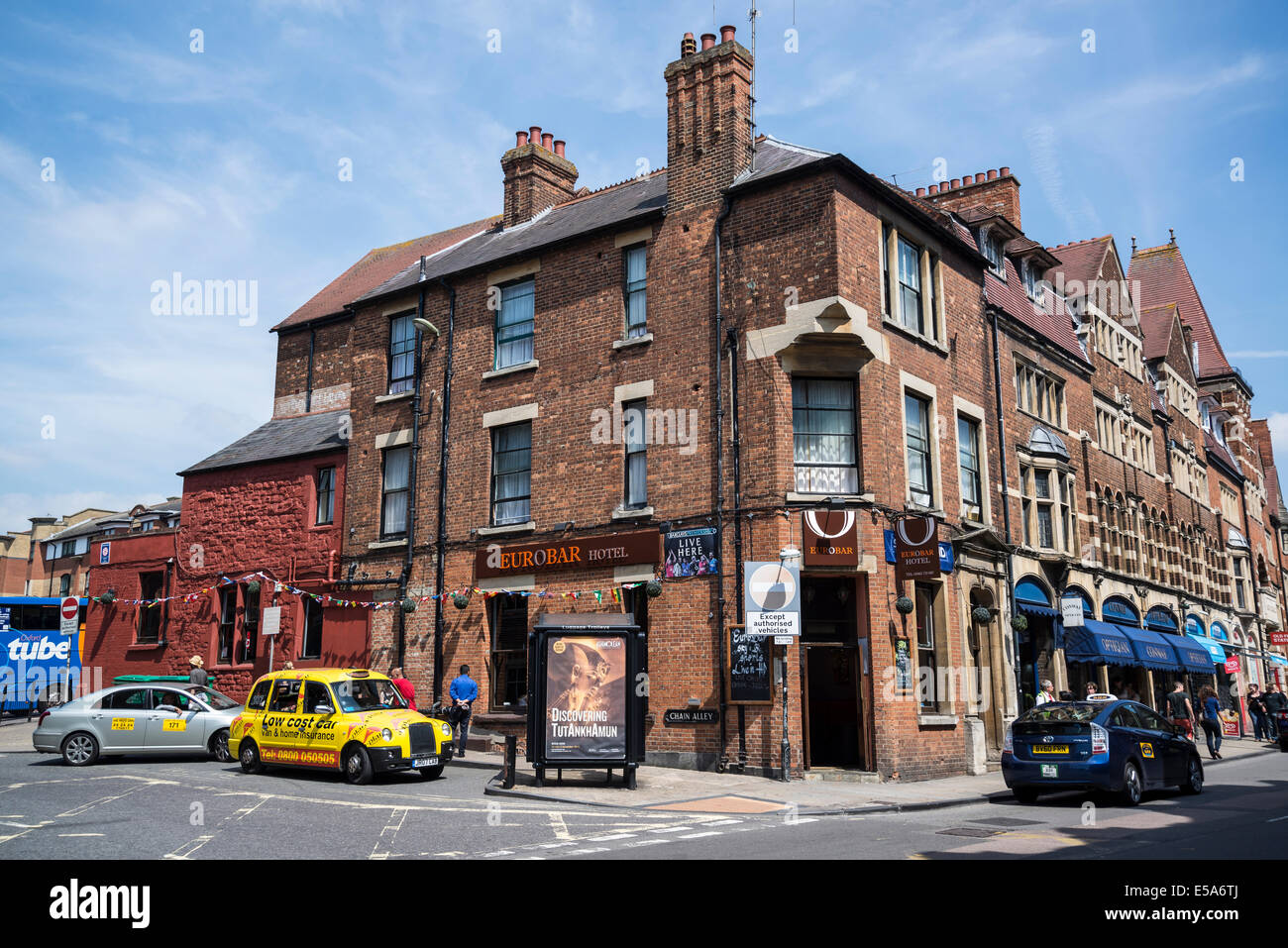 Eurobar hi-res stock photography and images - Alamy