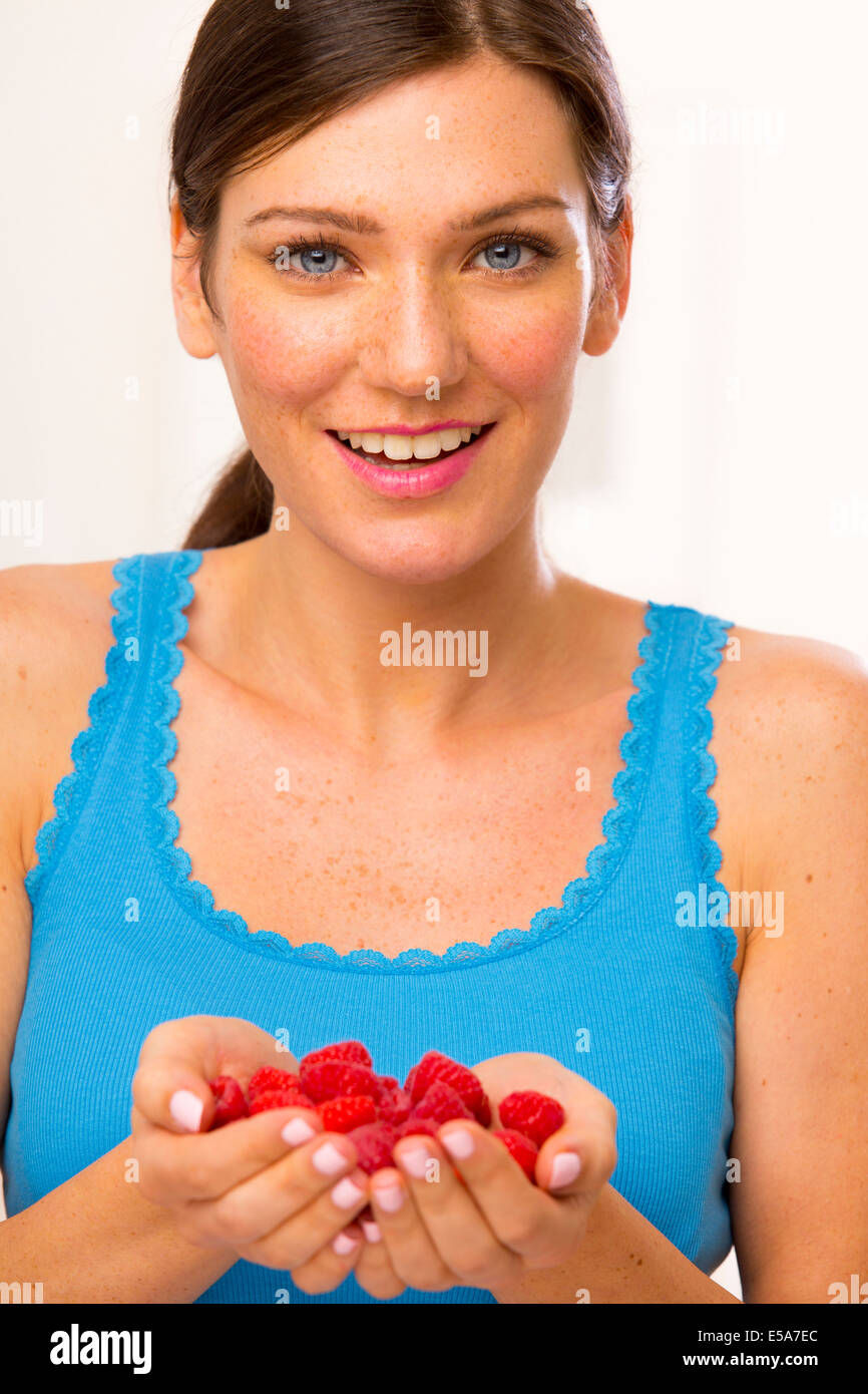 Handful of berries hi-res stock photography and images - Alamy