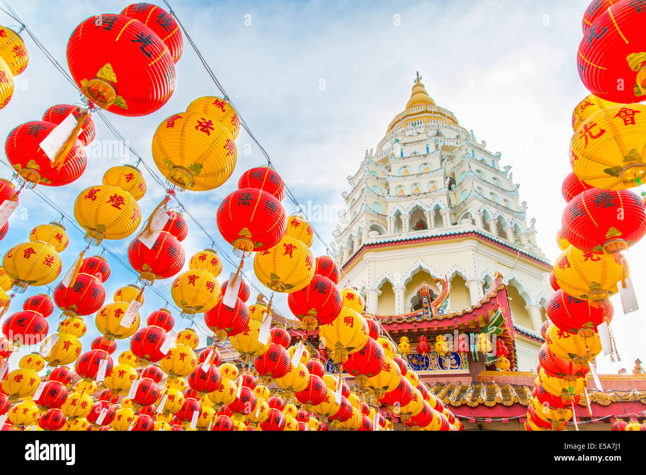 Chinese New Year lanterns at Kek Lok Si temple, George Town, Penang ...