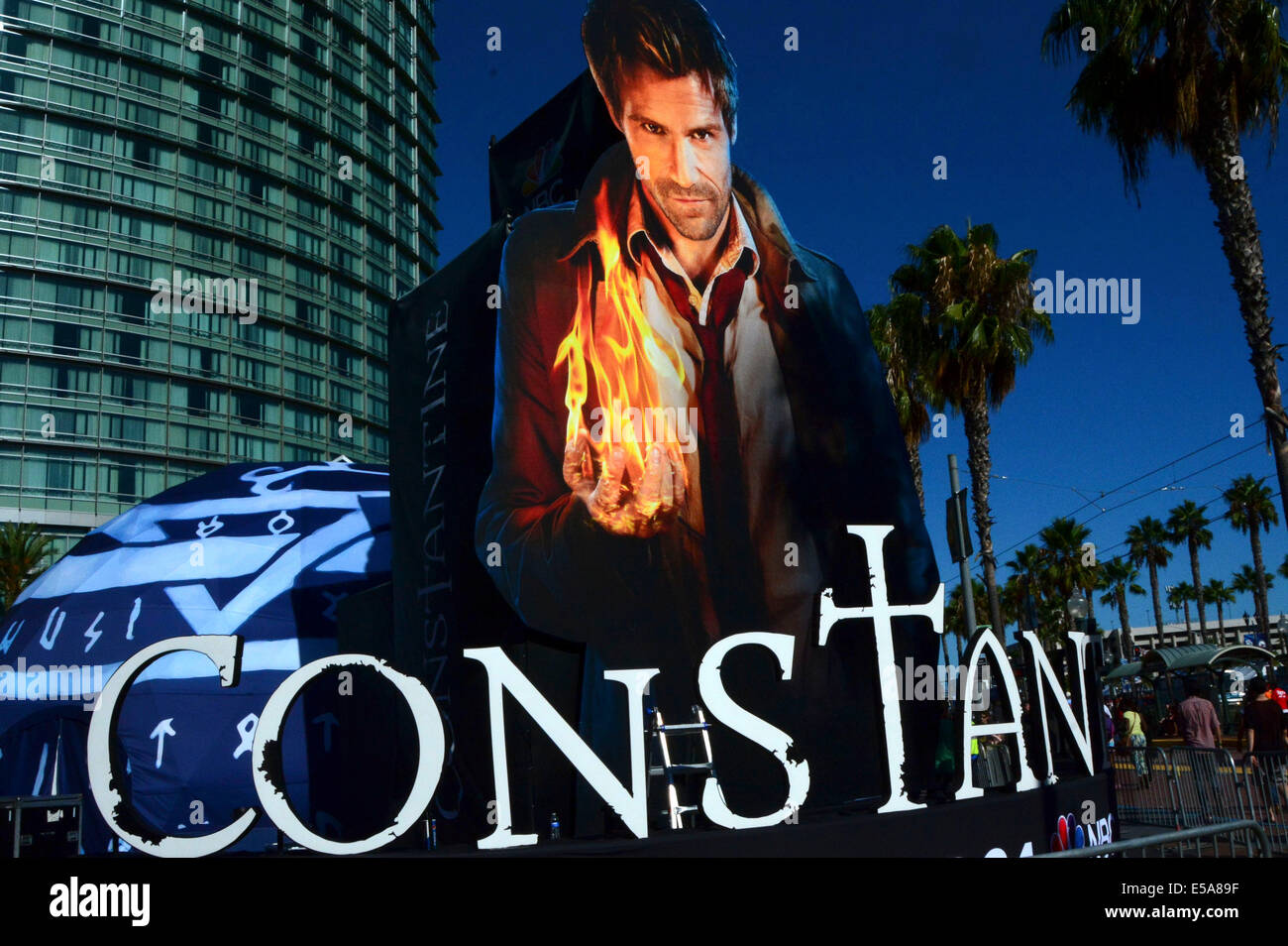 Constantine movie poster hi-res stock photography and images - Alamy