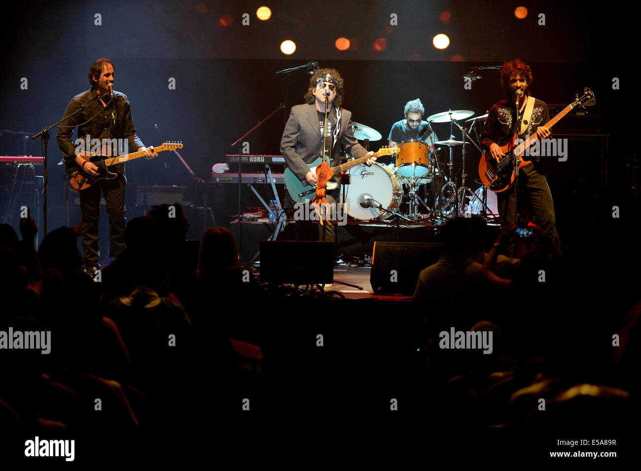 Andres Calamaro Konzert seiner Bohemio-Tour im La Riviera. Madrid, 23. ...