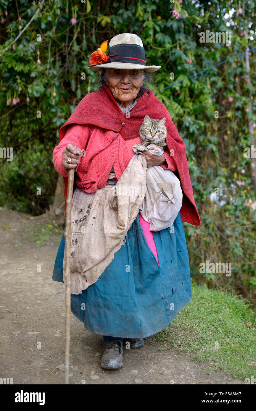 Peruvian woman old woman hi-res stock photography and images - Alamy