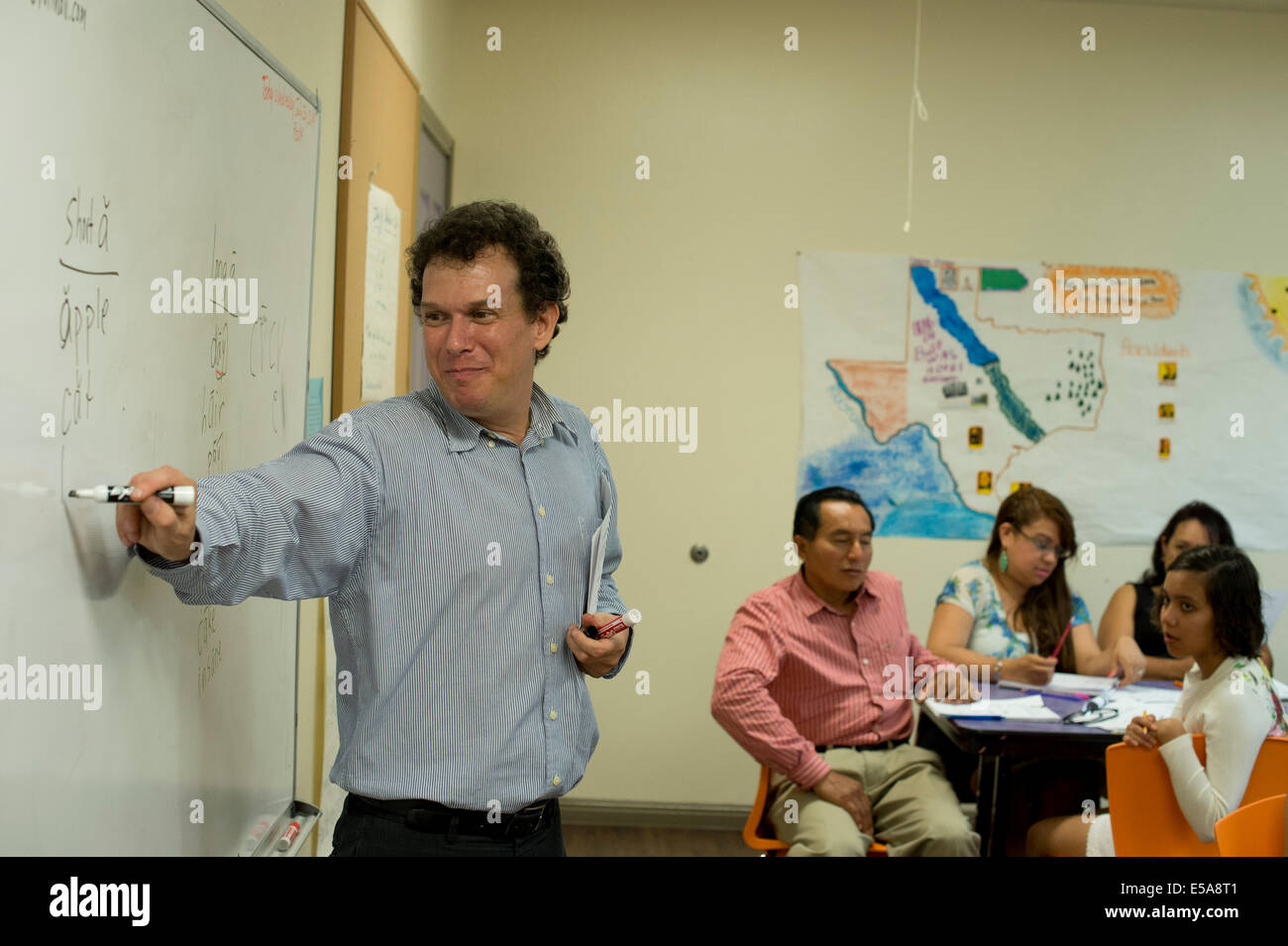 Adult students class esl hi-res stock photography and images - Alamy