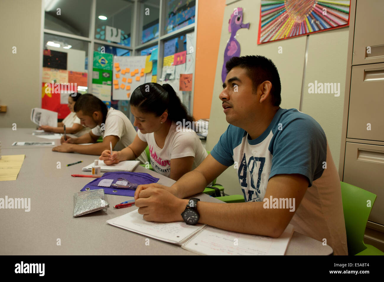 Adult students class esl hi-res stock photography and images - Alamy
