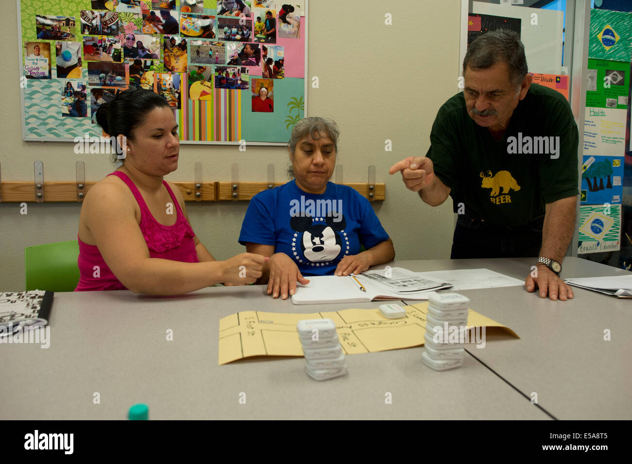 Adult students class esl hi-res stock photography and images - Alamy