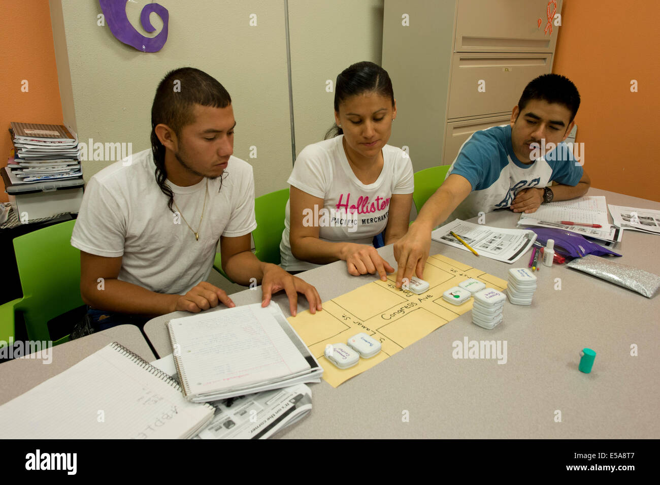 Adult students class esl hi-res stock photography and images - Alamy