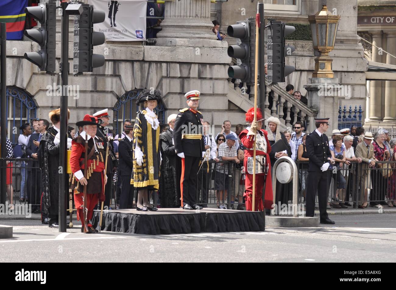 Royal marines 350th anniversary parade hi-res stock photography and ...