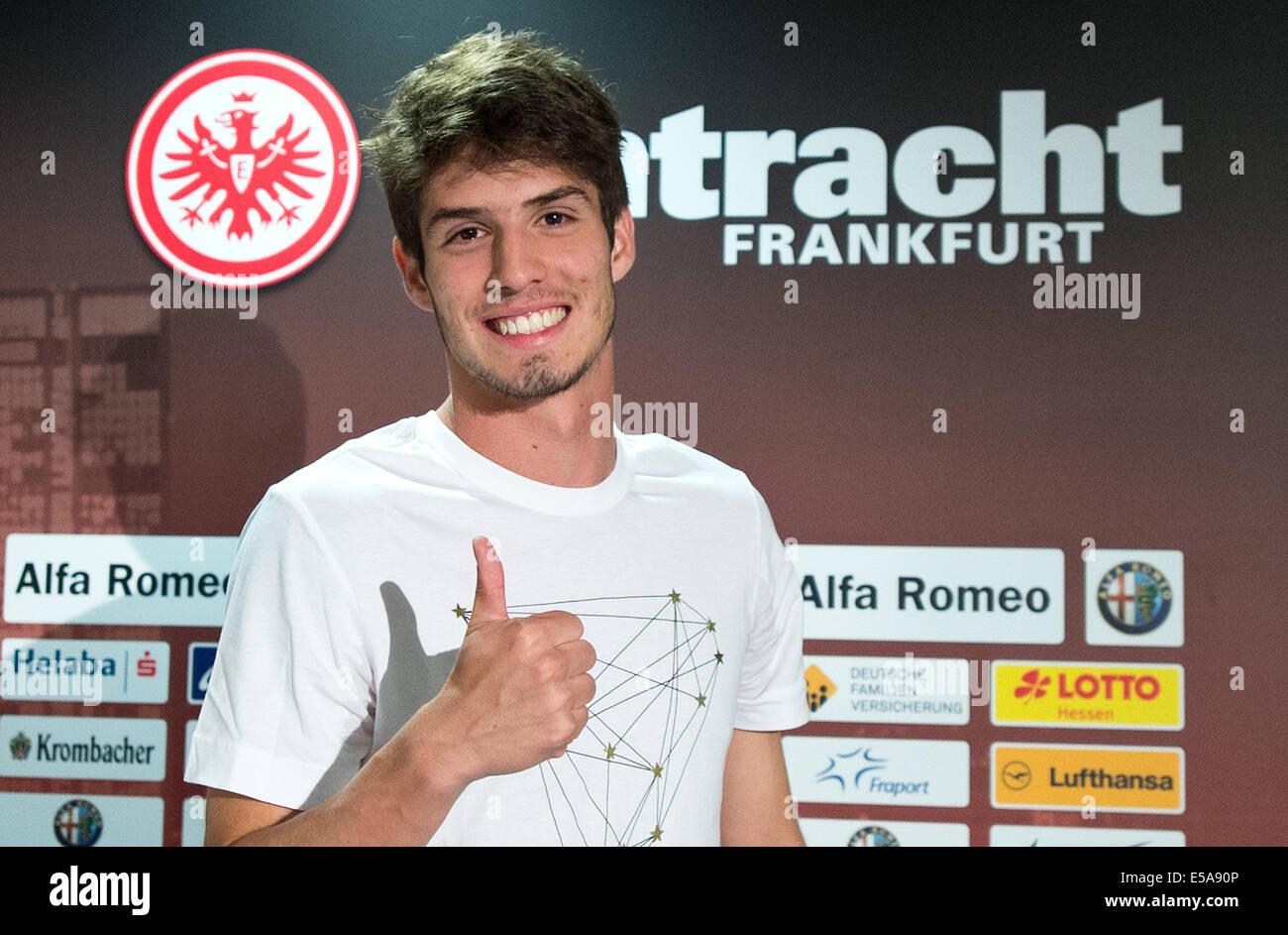 Brazil's Lucas Piazon is introduced as a new player for Bundesliga ...