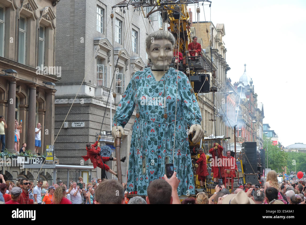 2014 grandmother giant hi-res stock photography and images - Alamy
