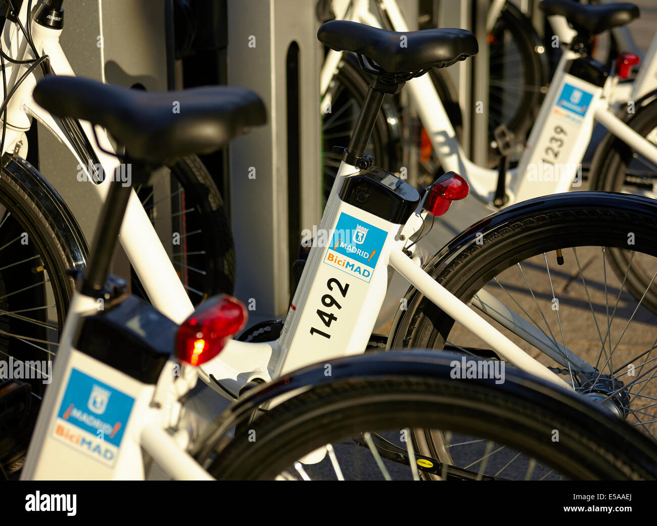 Bike hire system hi-res stock photography and images - Alamy