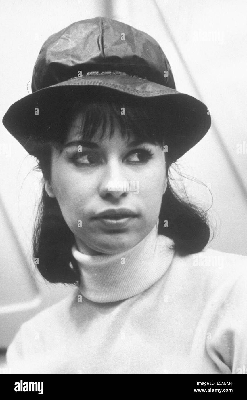 Astrud gilberto hi-res stock photography and images - Alamy