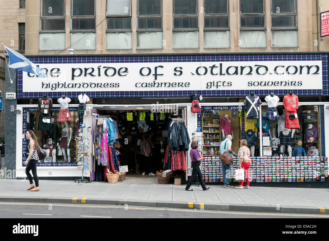 The Prides of Scotland Gift shop, Edinburgh, Scotland Stock Photo - Alamy