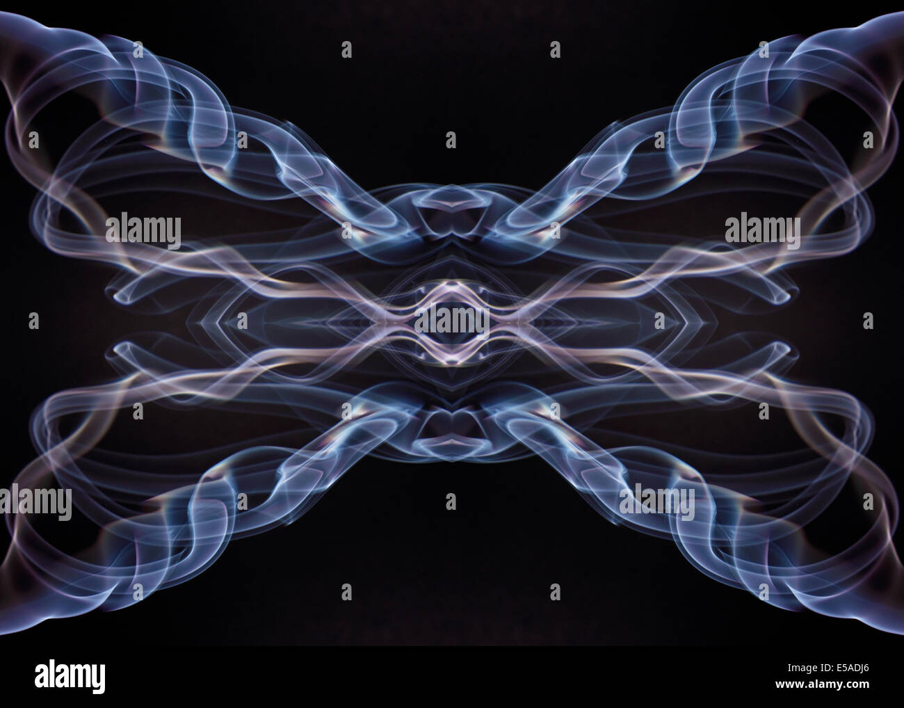 Abstract smoke patterns hi-res stock photography and images - Alamy
