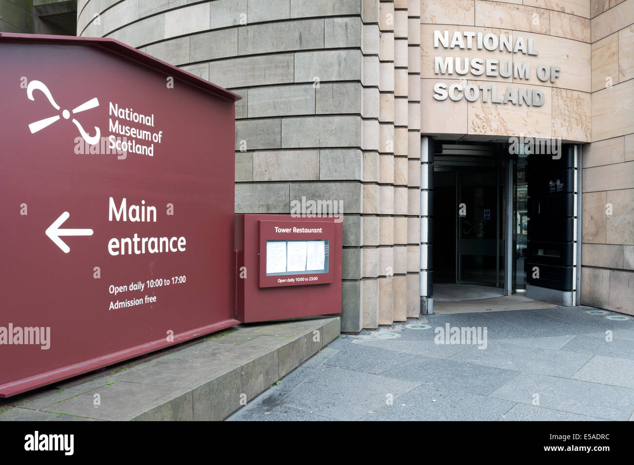 Edinburgh museum exhibition hi-res stock photography and images - Alamy