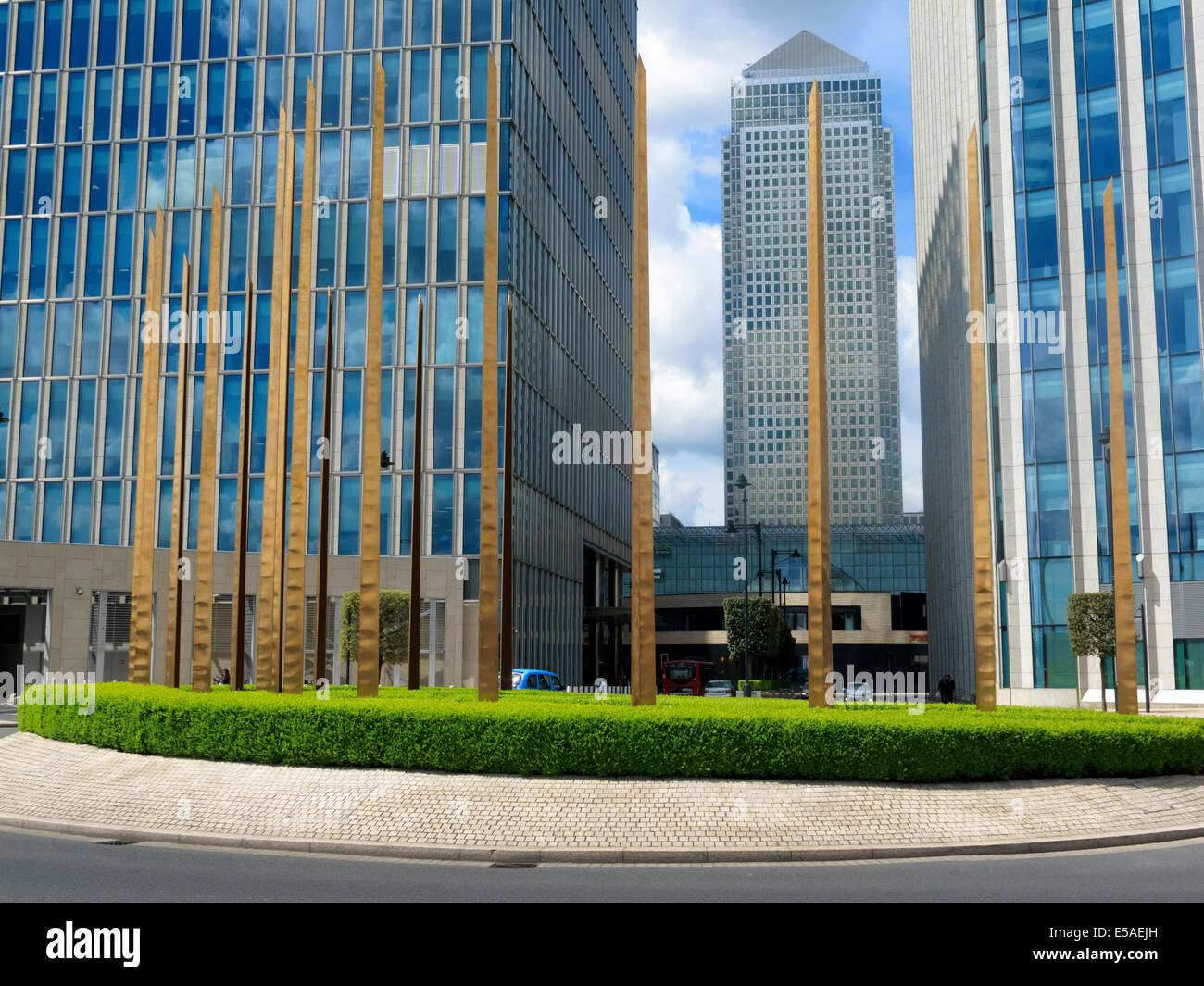 One Canada Square Canary Wharf Financial District Office Buildings ...