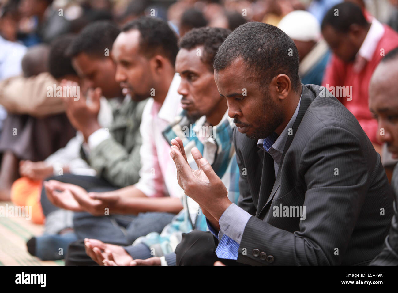Nairobi, Kenya. 25th July, 2014. Kenyan Muslims Faithfull pray at ...
