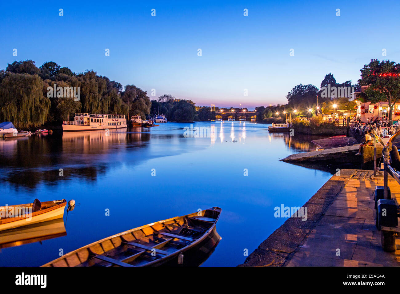 Richmond riverside hi-res stock photography and images - Alamy