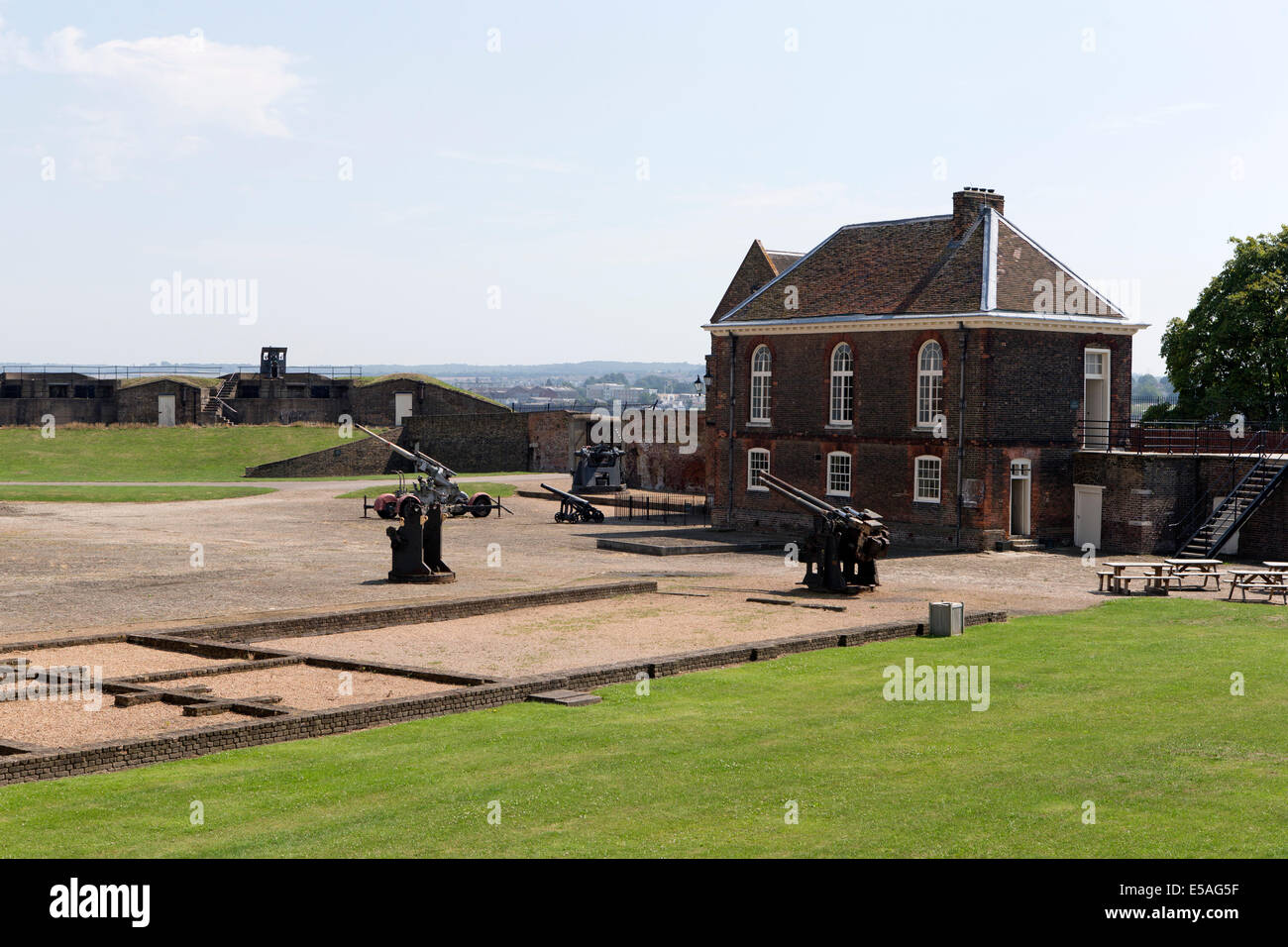 Tilbury fort hi-res stock photography and images - Alamy
