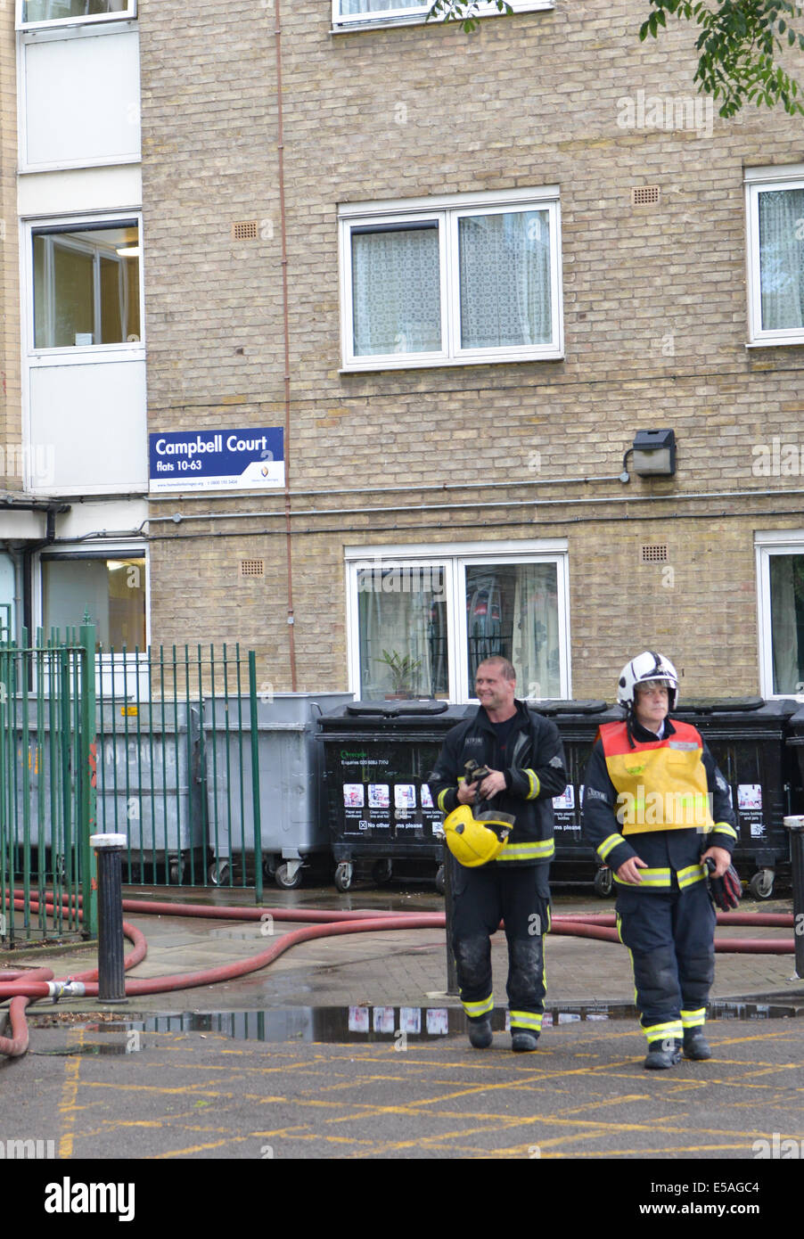 Fire tottenham hi-res stock photography and images - Alamy