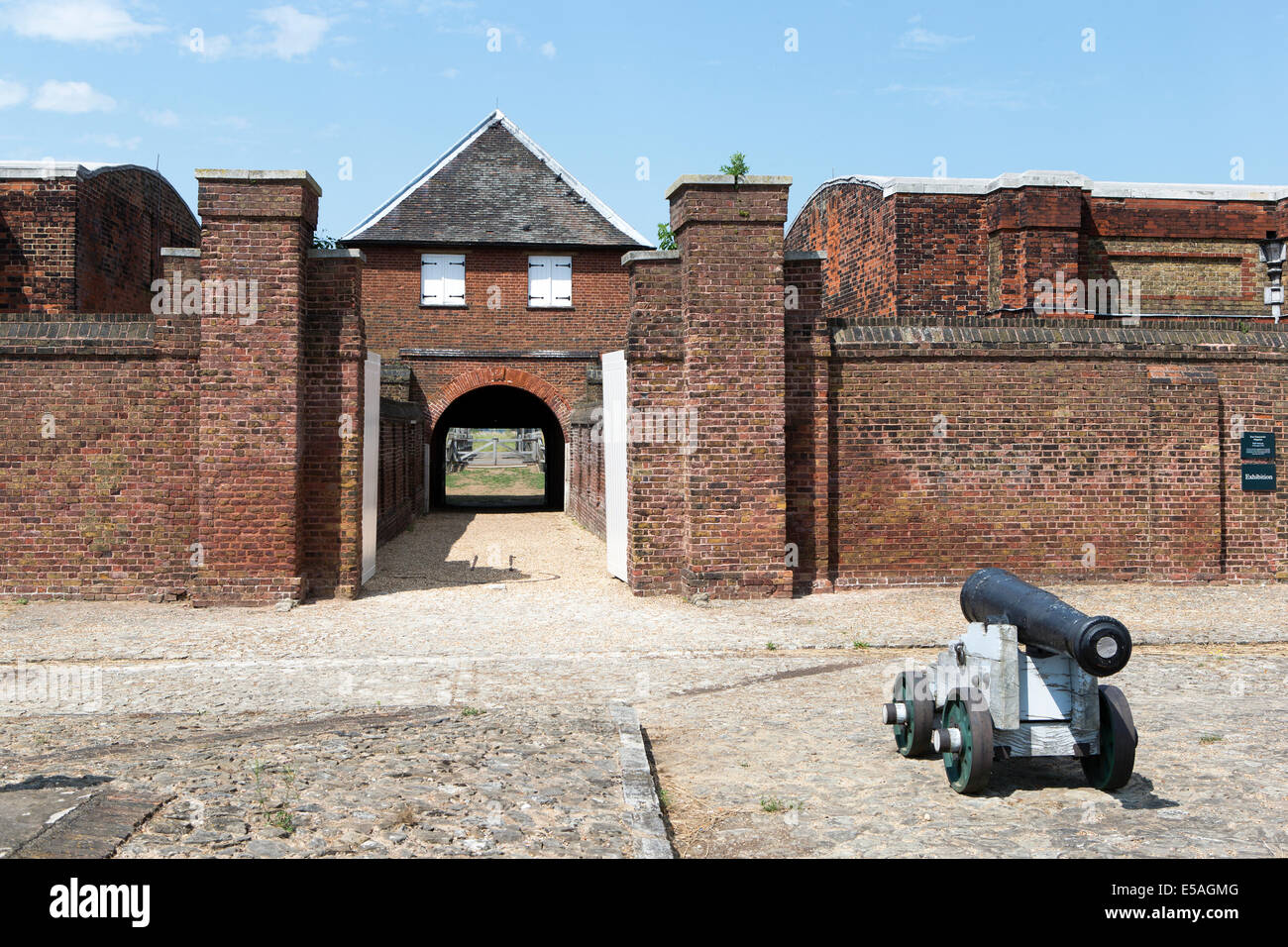 Parade gate hi-res stock photography and images - Alamy