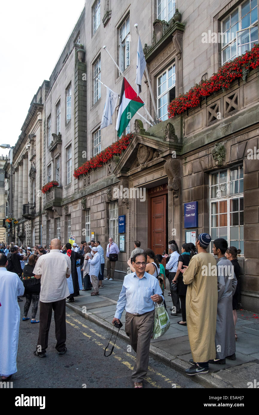 Preston town hall flag hi-res stock photography and images - Alamy