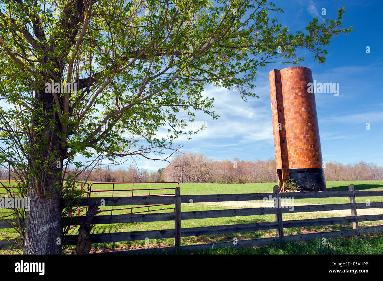 Old silo silos hi-res stock photography and images - Alamy
