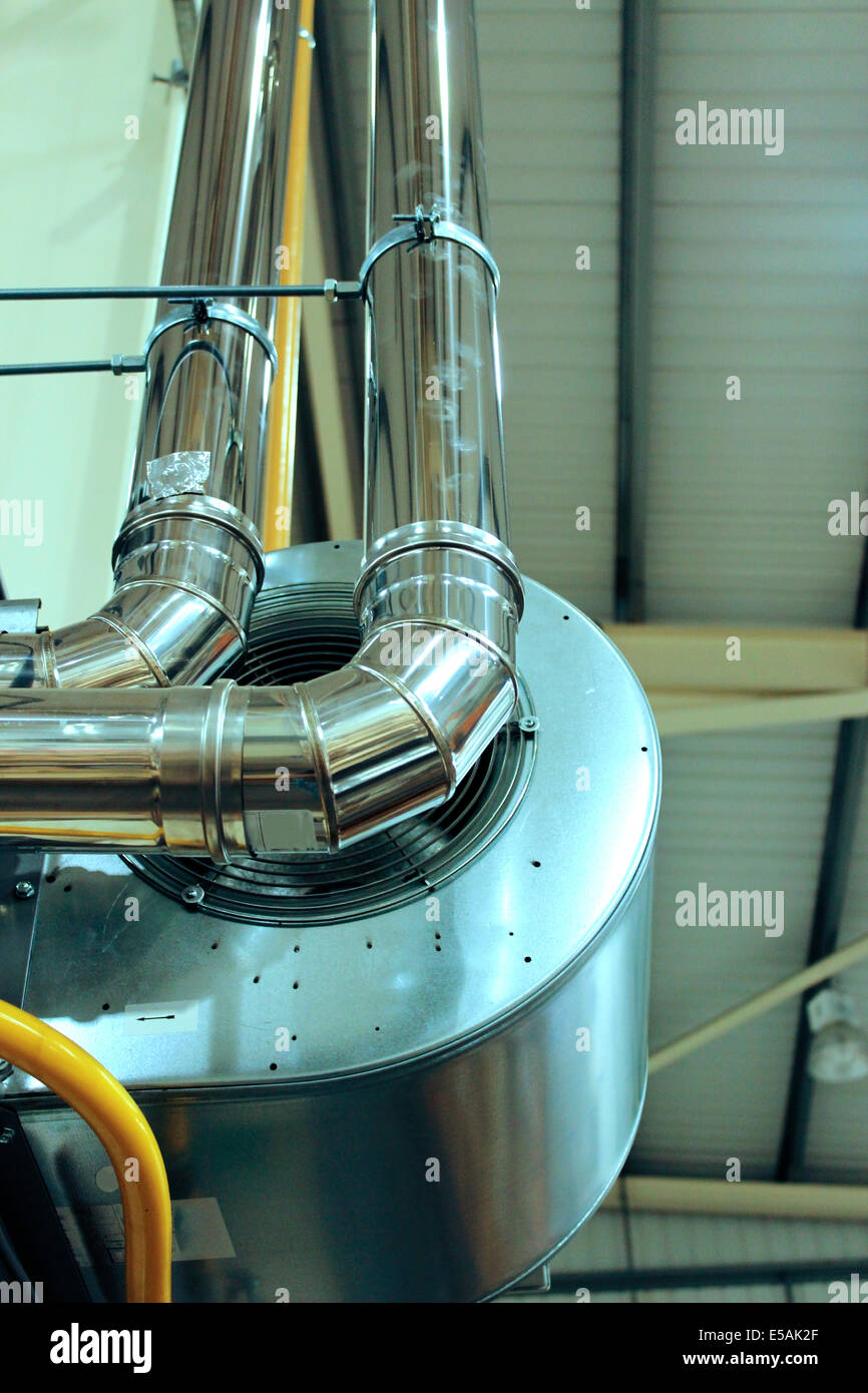 Pillar mounted industrial air conditioning hi-res stock photography and ...