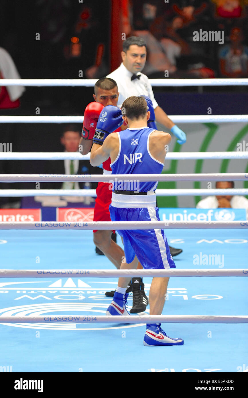 Irish boxing males hi-res stock photography and images - Alamy