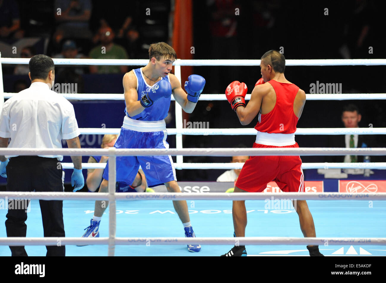 Irish boxing males hi-res stock photography and images - Alamy