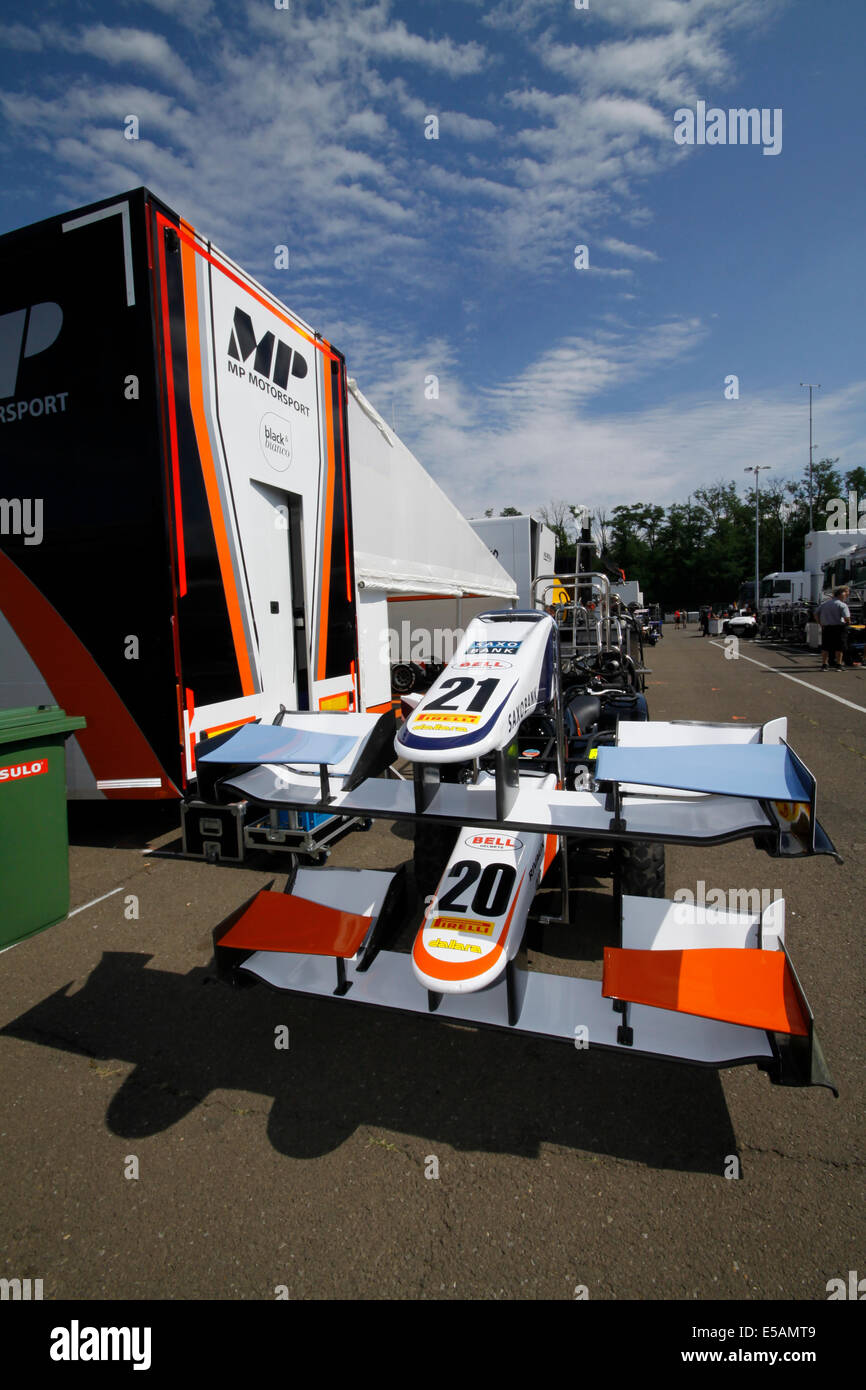 Shadow racing cars hi-res stock photography and images - Alamy