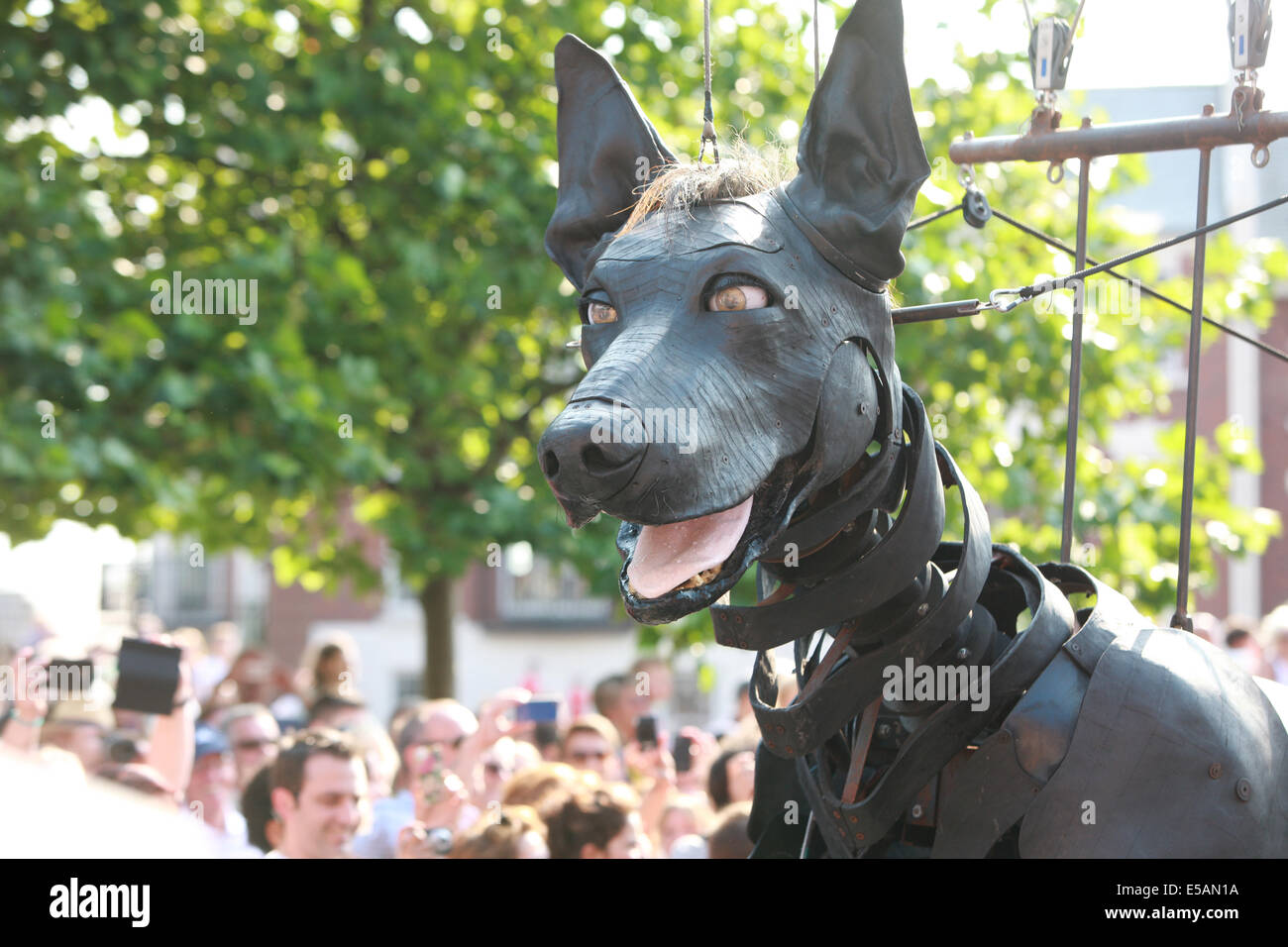 French puppets hi-res stock photography and images - Alamy
