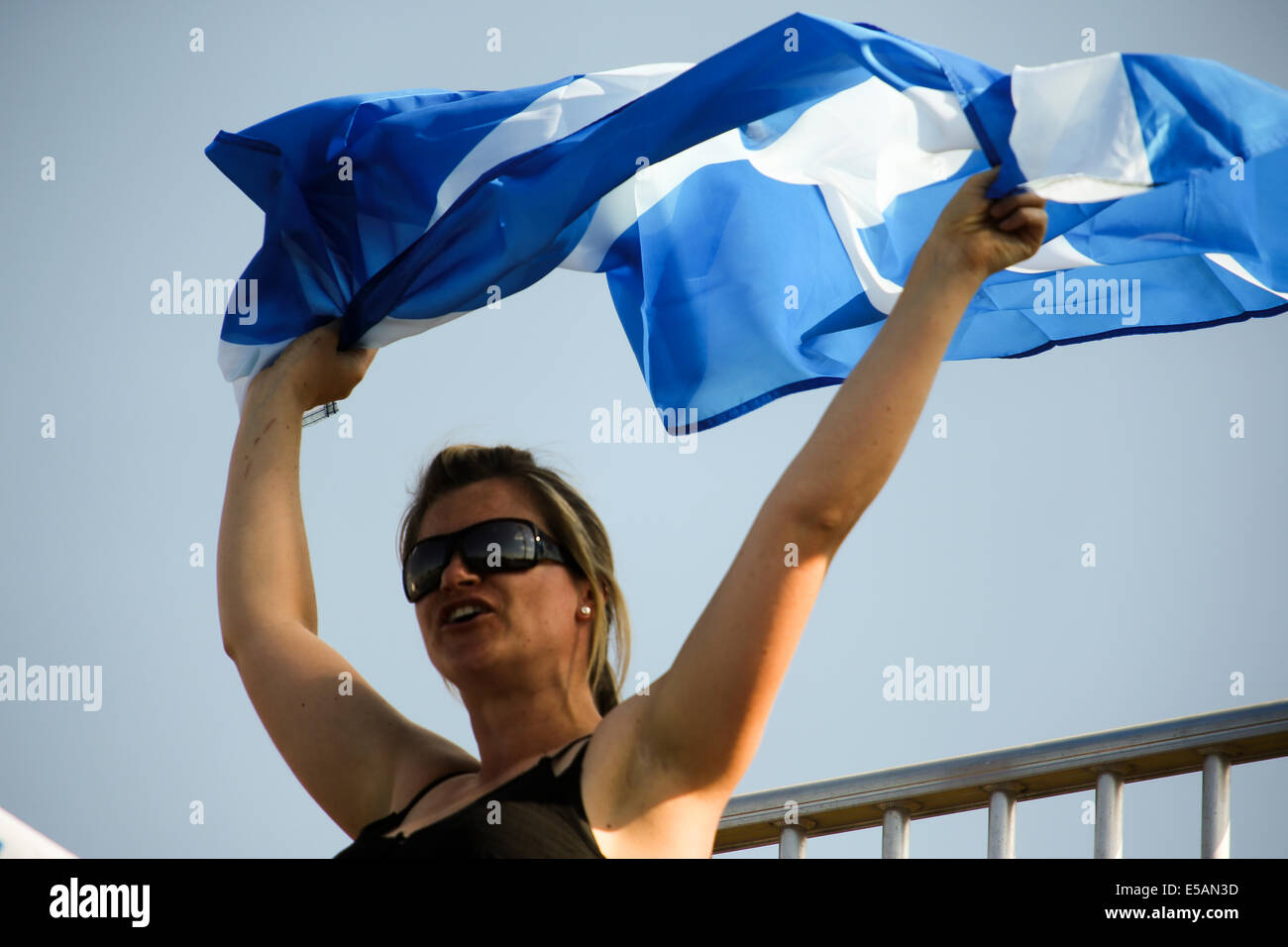 Celebrations goal crowd hi-res stock photography and images - Alamy