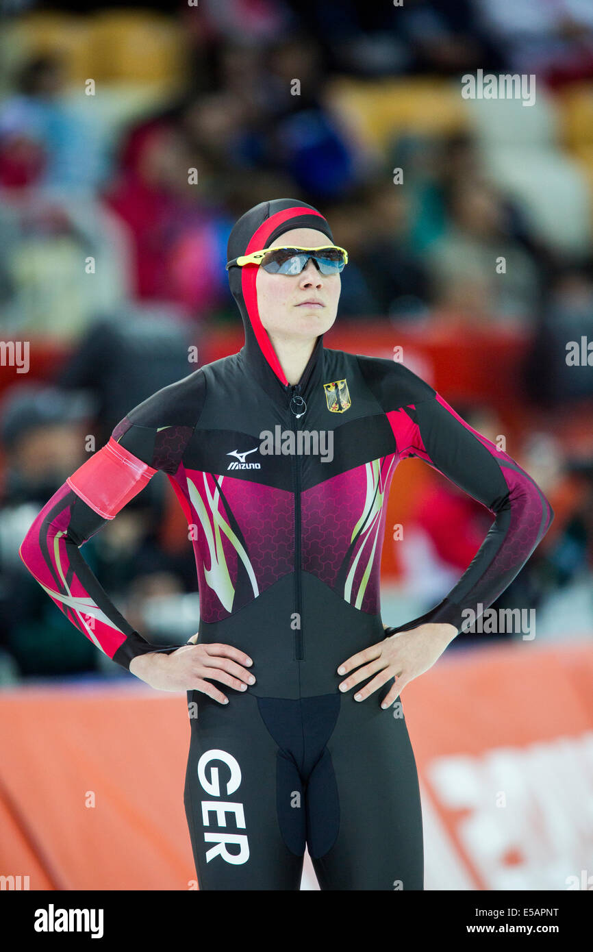 Gabriele Hirschbichler (GER) competing in Women's 1500m Speed Skating ...