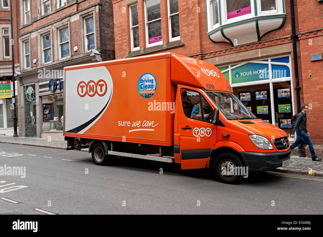 Tnt courier delivery van hi-res stock photography and images - Alamy