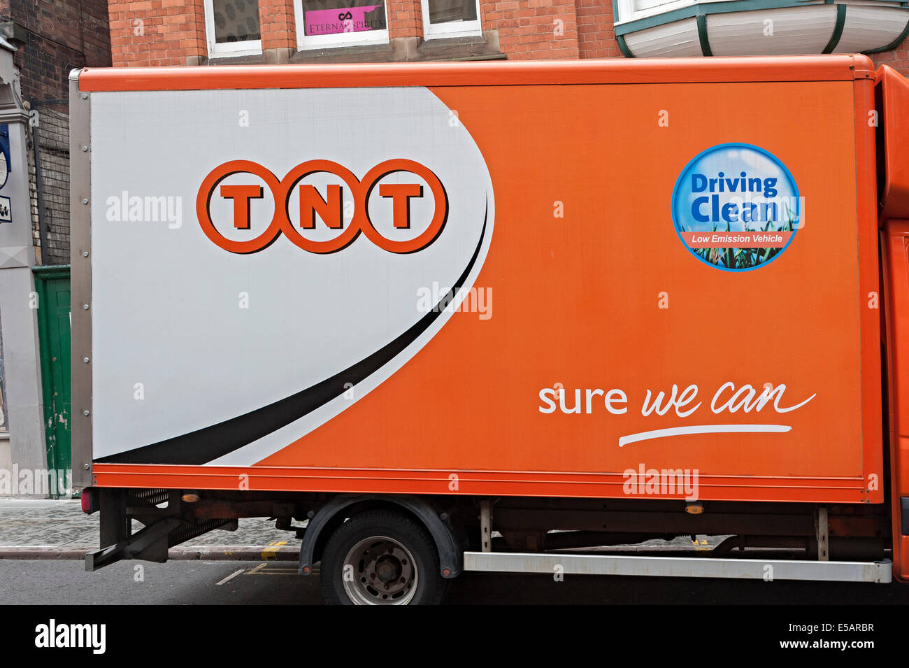 Tnt courier delivery van hi-res stock photography and images - Alamy