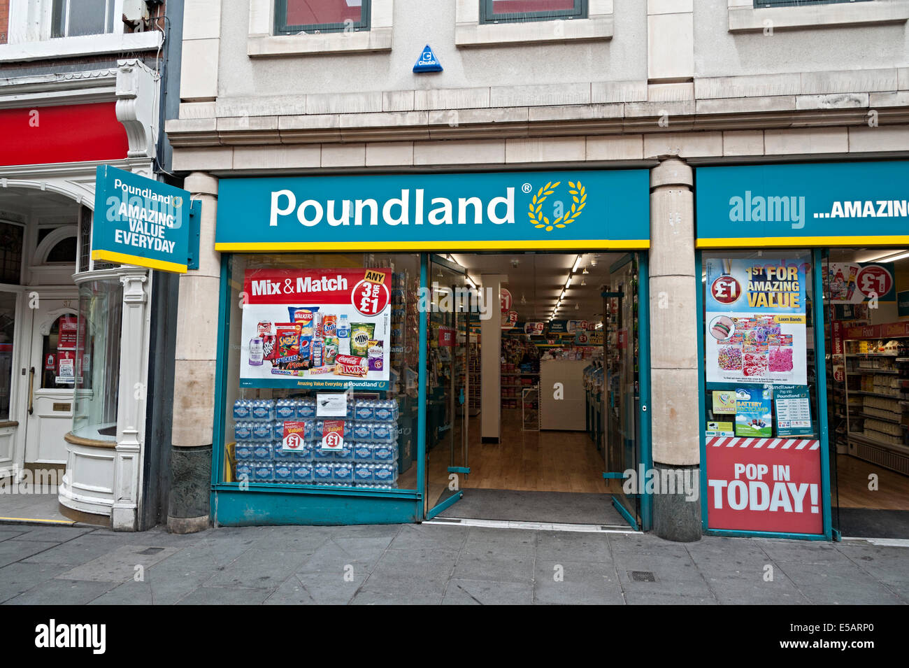 Poundland store clothing hi-res stock photography and images - Alamy