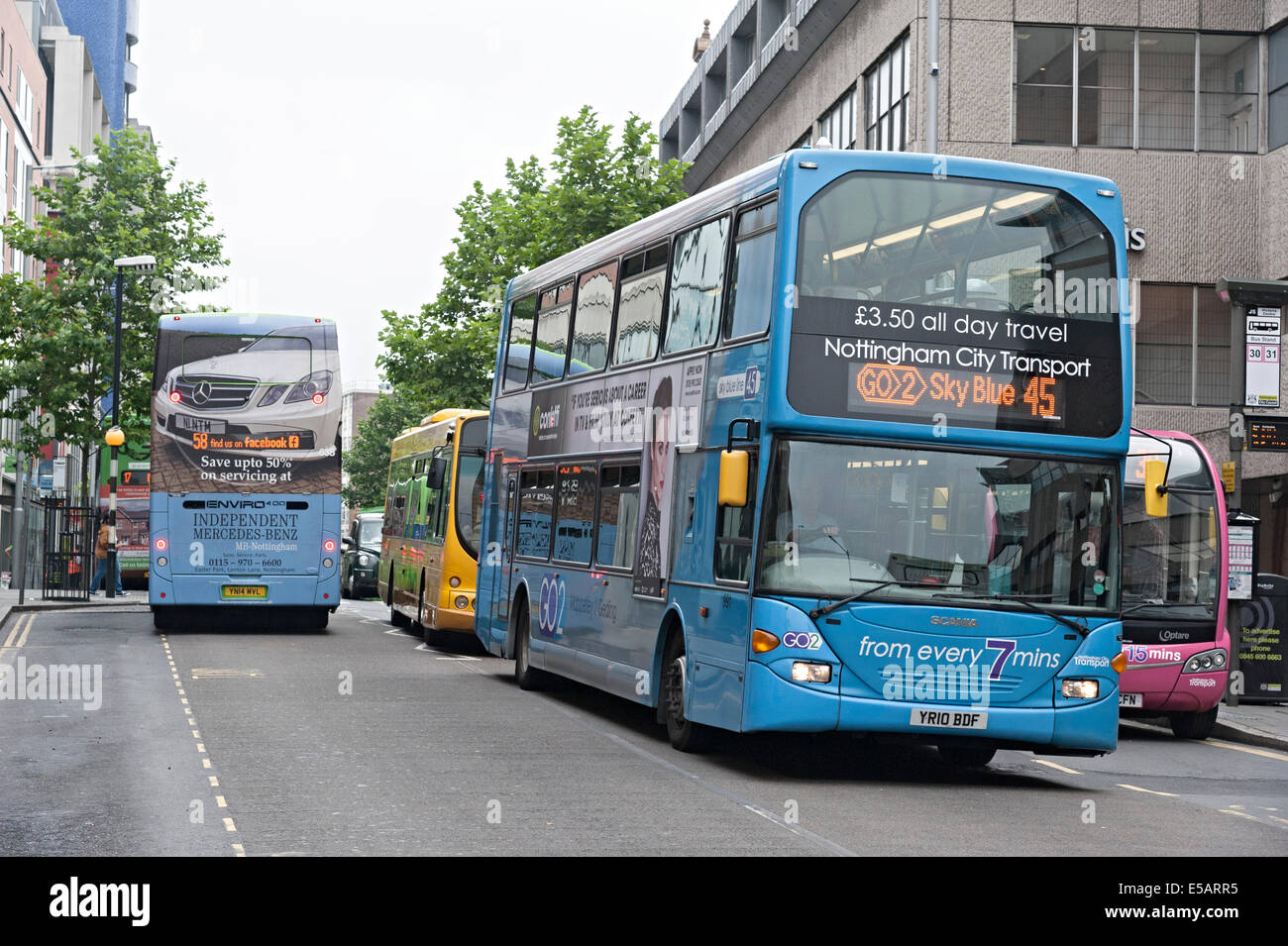 Nottingham Victoria centre bus stops outside with private public ...