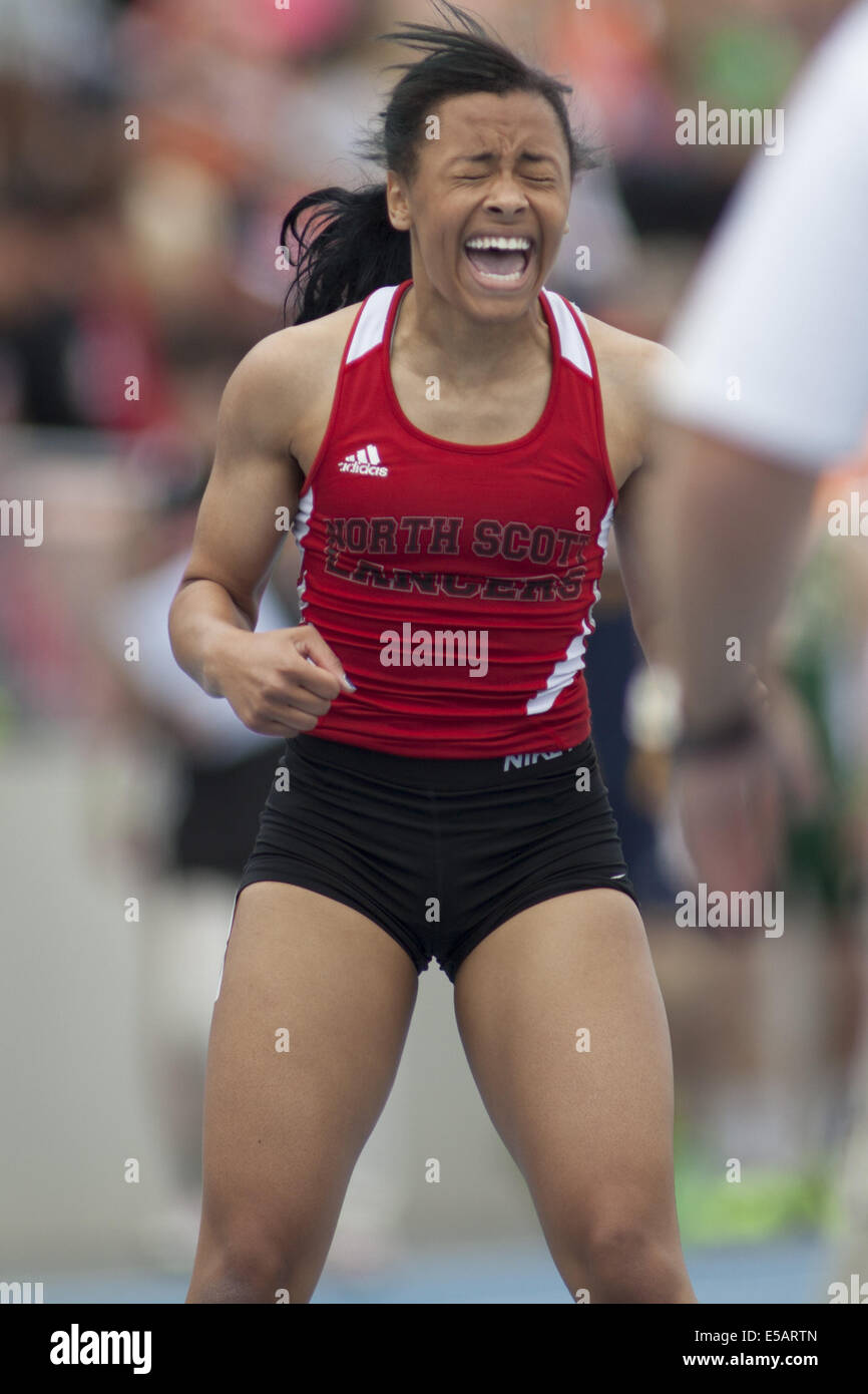 Des Moines, Iowa, USA. 22nd May, 2014. North Scott's Dajae Hanson ...