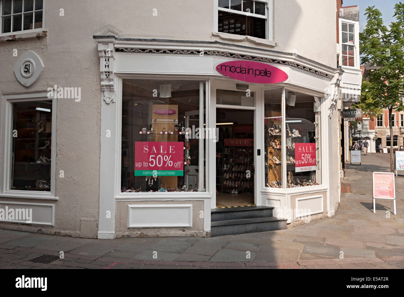 Moda in pelle shoe fashion store sale sign nottingham Stock Photo - Alamy