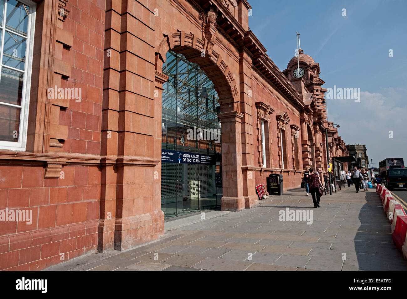 Nottingham main station east midlands railway during reconstruction ...
