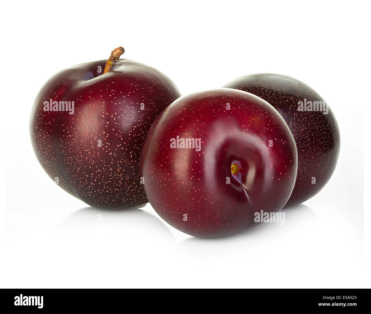 Red plum fruit isolated hi-res stock photography and images - Alamy