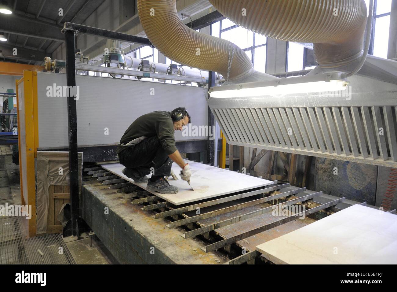 Stone slabs processing hi-res stock photography and images - Alamy