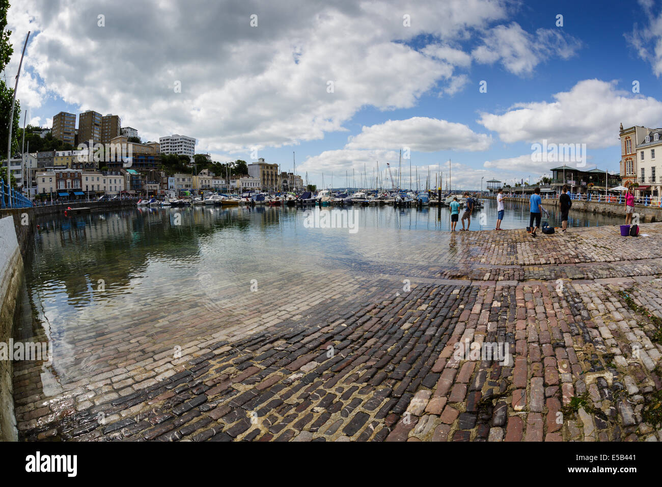 Shops torquay hi-res stock photography and images - Alamy