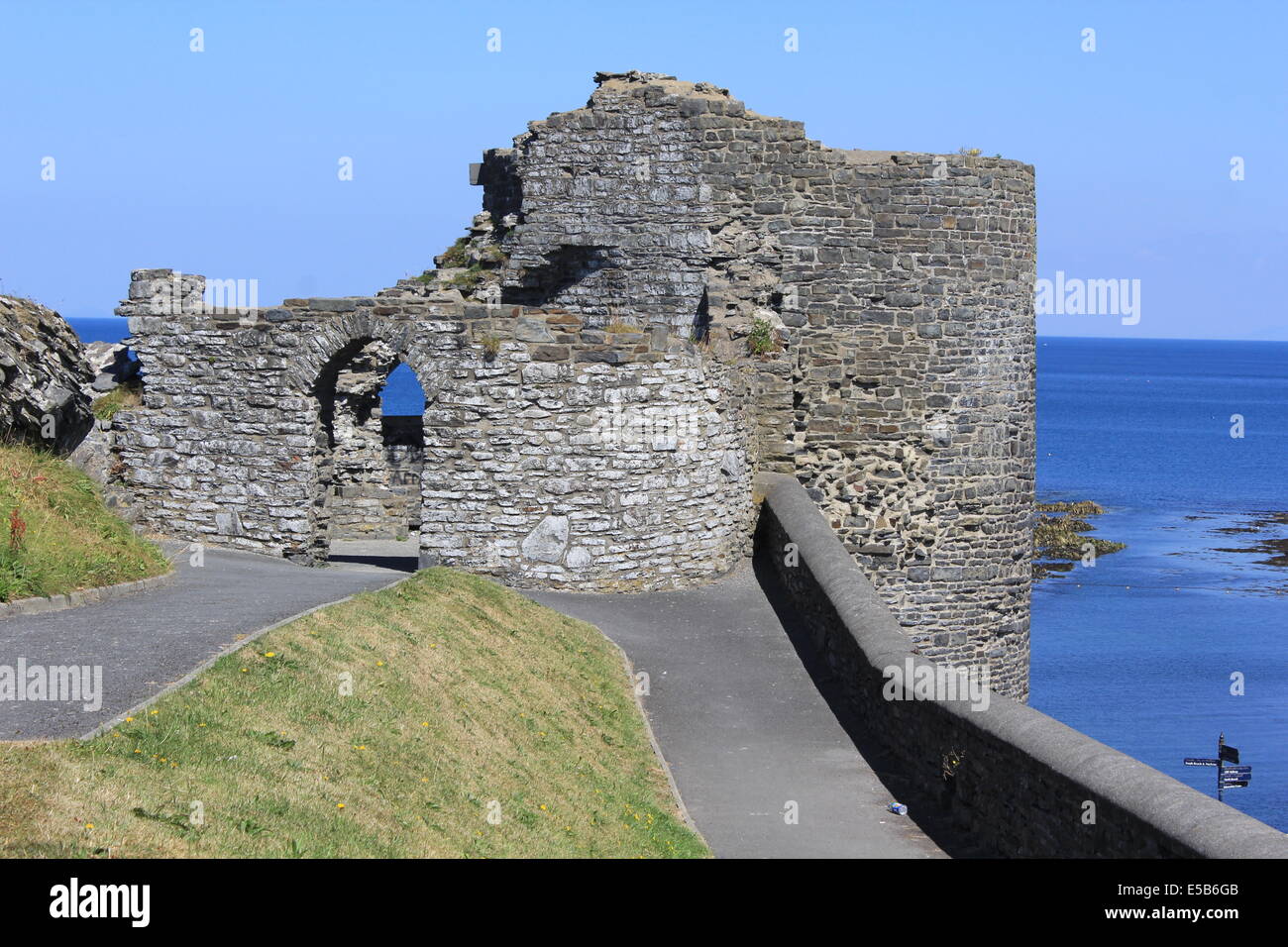 Aberystwyth castle & the remains of a tower & gate Stock Photo - Alamy