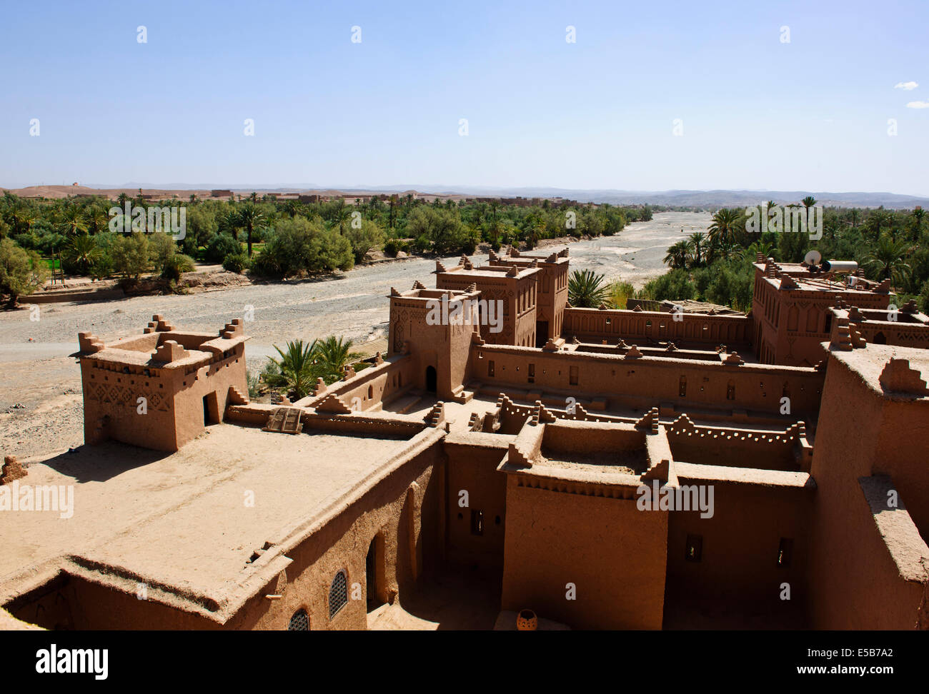 50 dirham note hi-res stock photography and images - Alamy