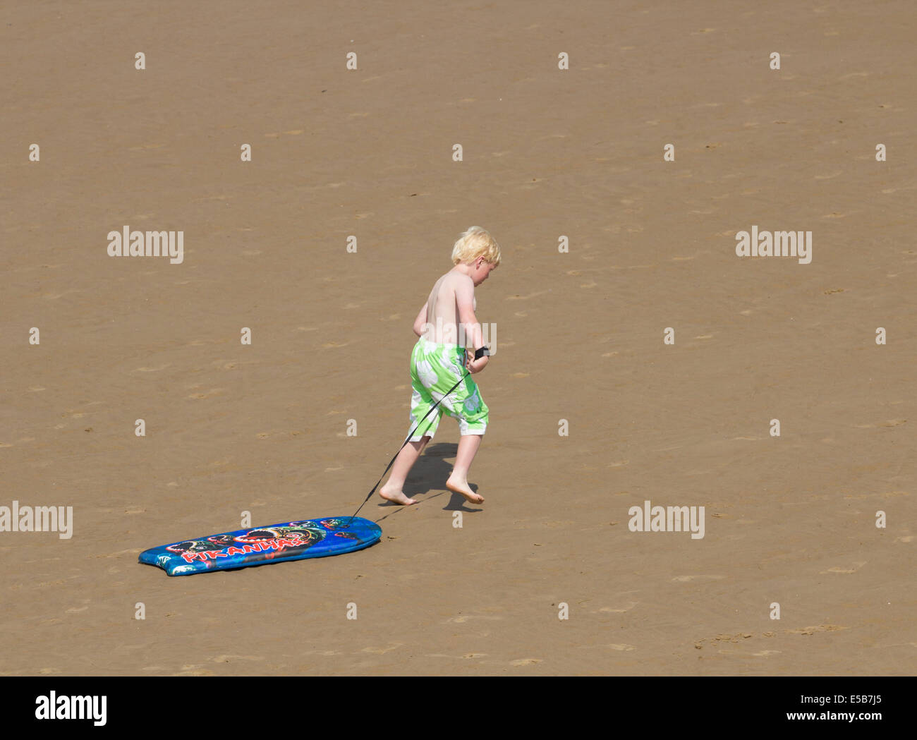 Pulling bodyboard hi-res stock photography and images - Alamy