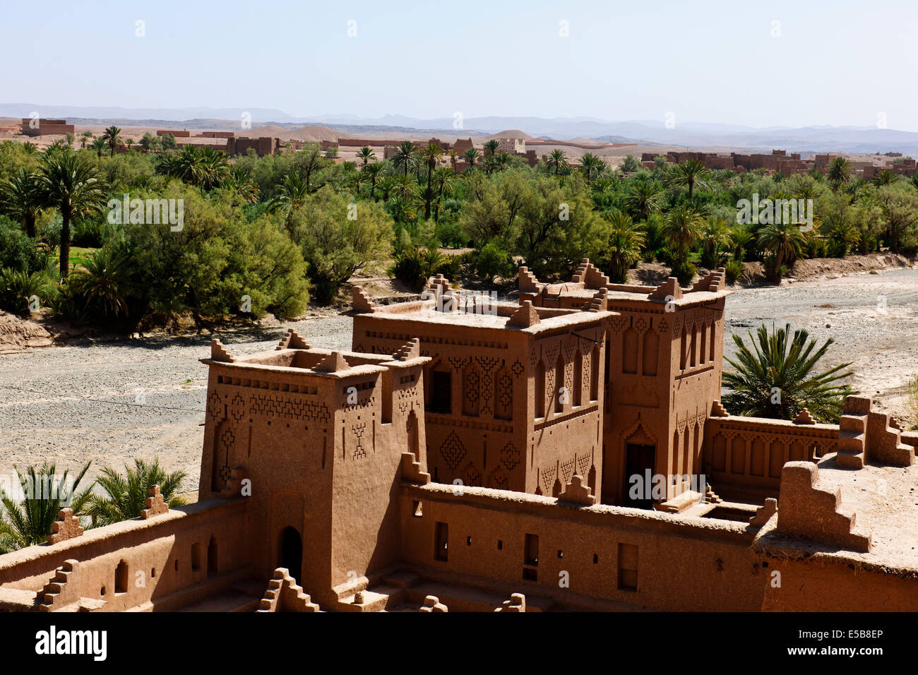 50 dirham note hi-res stock photography and images - Alamy