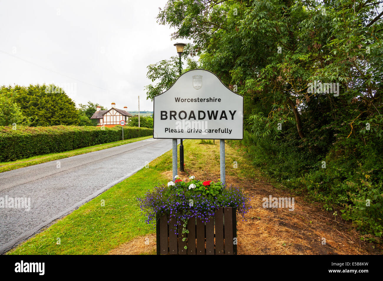 Broadway village road sign Cotswolds Hereford & Worcester, England, UK ...